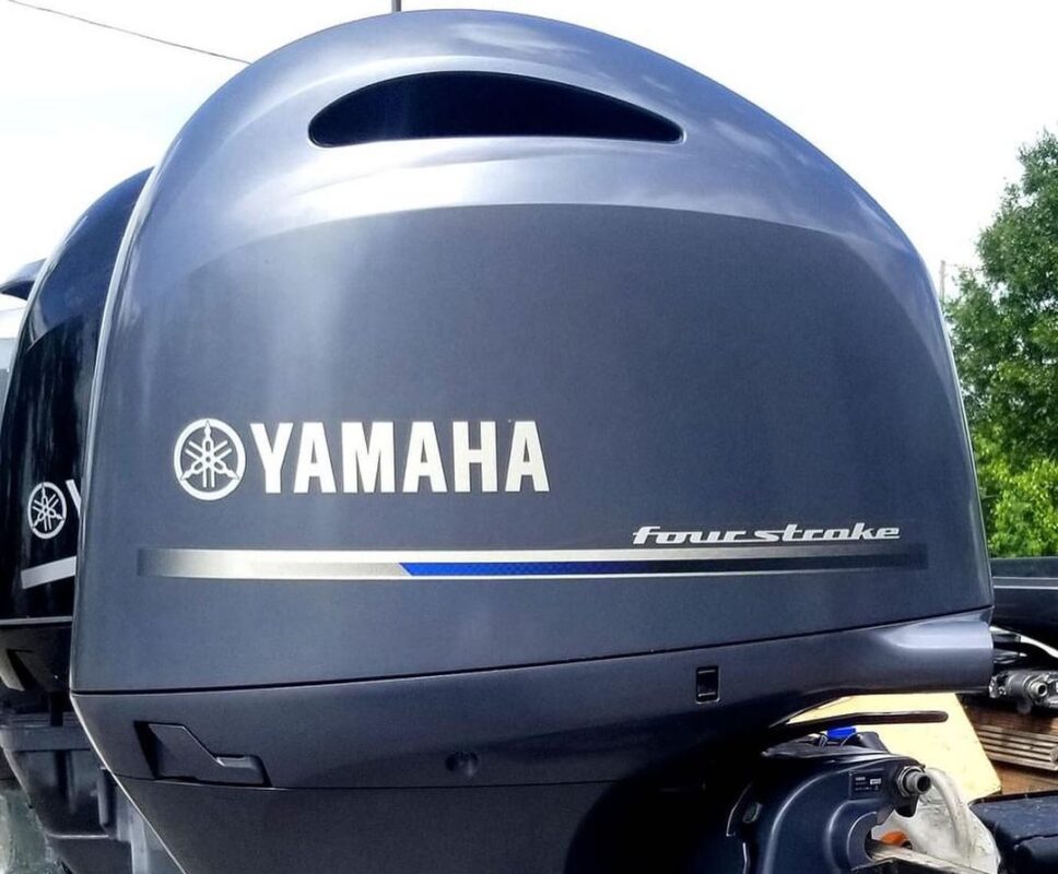 2017 Yamaha 150 HP 4-Stroke 20'' Shaft Power Tilt And Trim Outboard ...